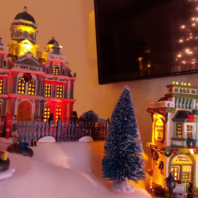 Christmas Village Display Ideas: From Cozy Mantels to Small-Space Setups