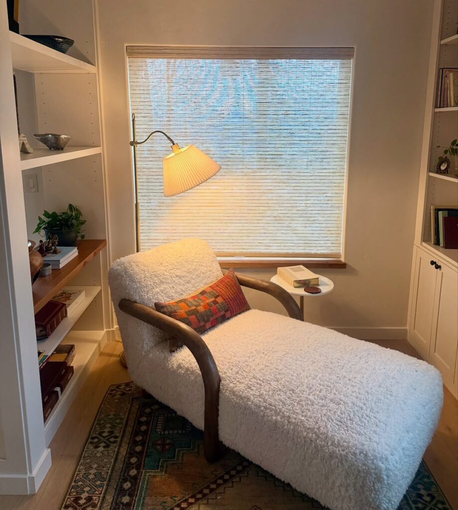 Cozy Reading Nook Aesthetic Tips for a Warm, Peaceful Spot