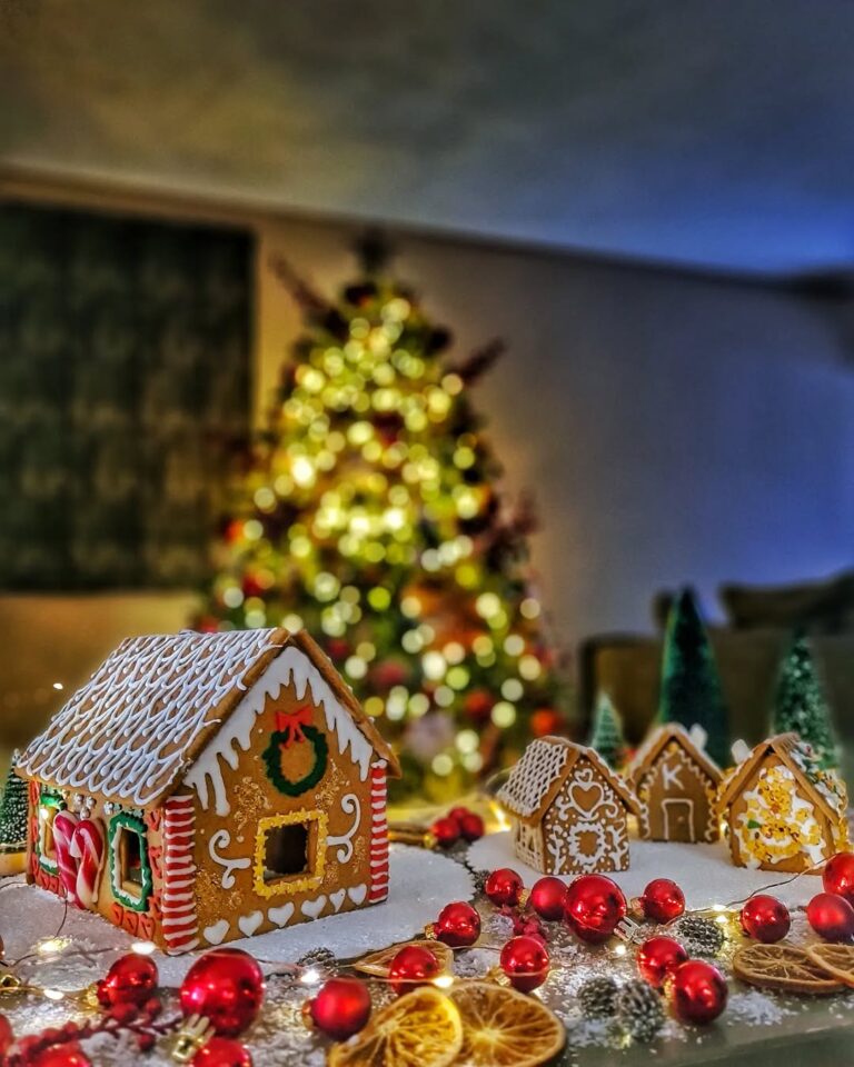 Easy Gingerbread House Designs You’ll Love this Christmas