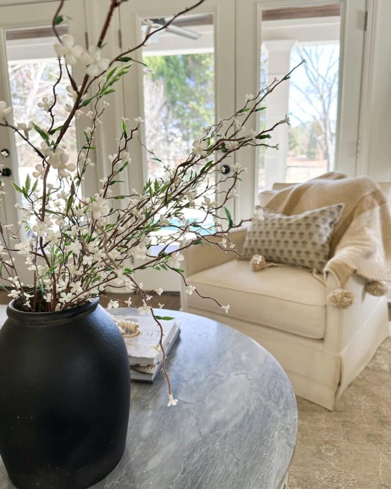 Neutral Spring Decor for Homes That Want a Softer Look